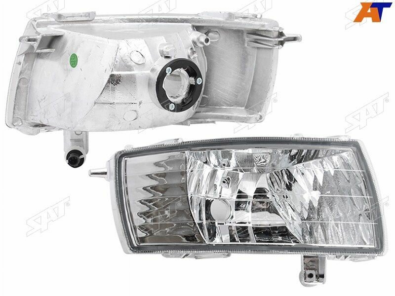 . SAT Фара противотуманная для TOYOTA COROLLA 02-06, WISH 05-, SPACIO 03-, ISIS 04-, ESTIMA 06-, ALPHARD 08- правая