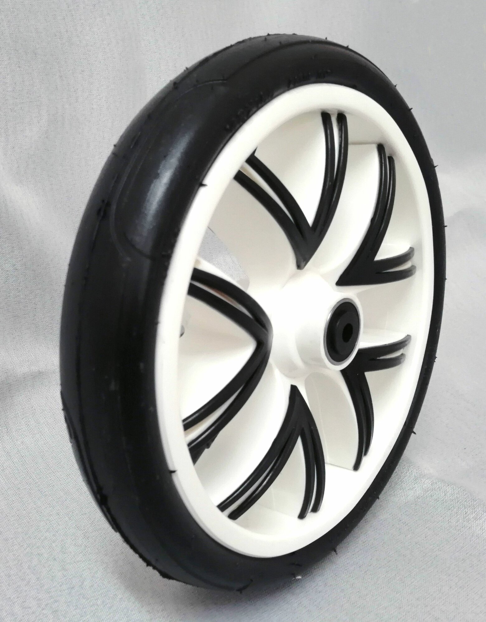 Колесо 10 дюймов надувное № 123 (48*188) для детской коляски