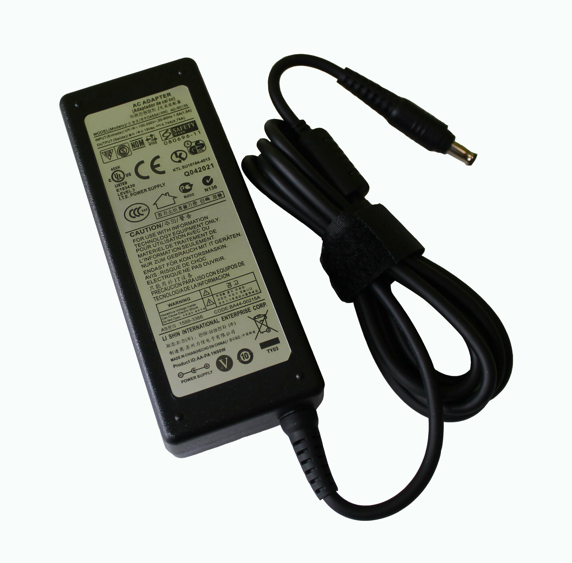 Блок питания (сетевой адаптер) для ноутбуков Samsung 19V 4.74A 90W 5.5x3.0 мм с иглой черный, с сетевым кабелем