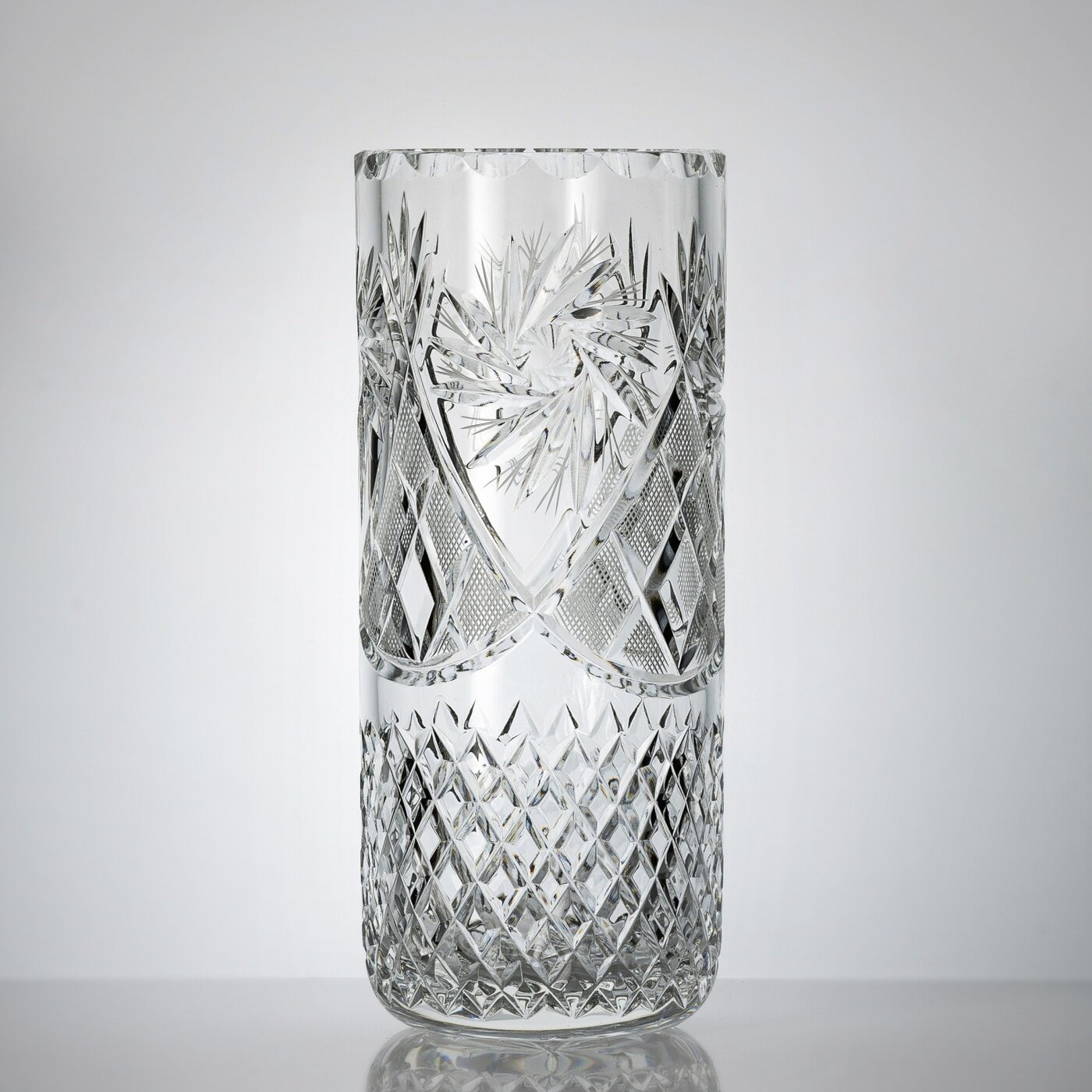 Хрустальная ваза для цветов, настольная, высота 25.4 см диаметр 11,5 см, Неман 1000/1, 5557/1