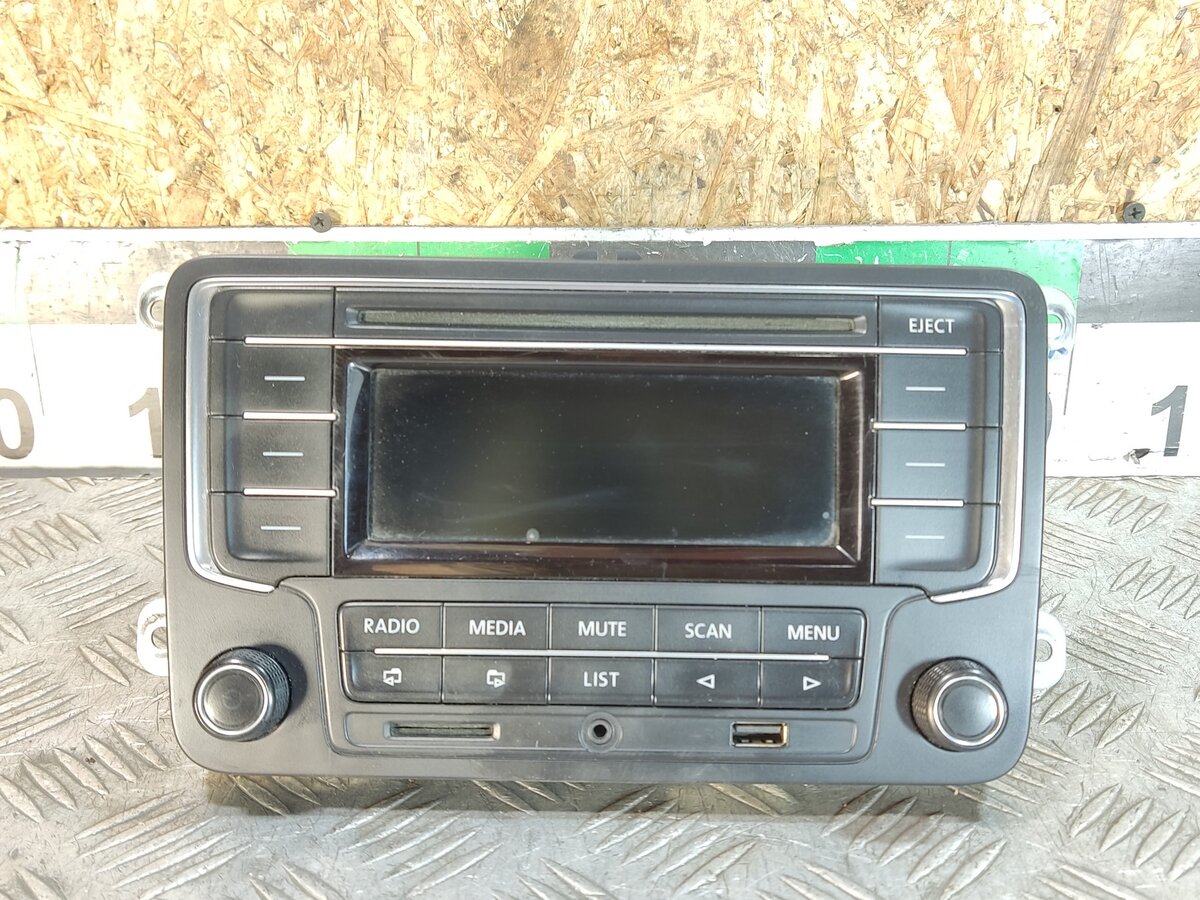 Магнитола VOLKSWAGEN Polo 2011-2020 5KD035185