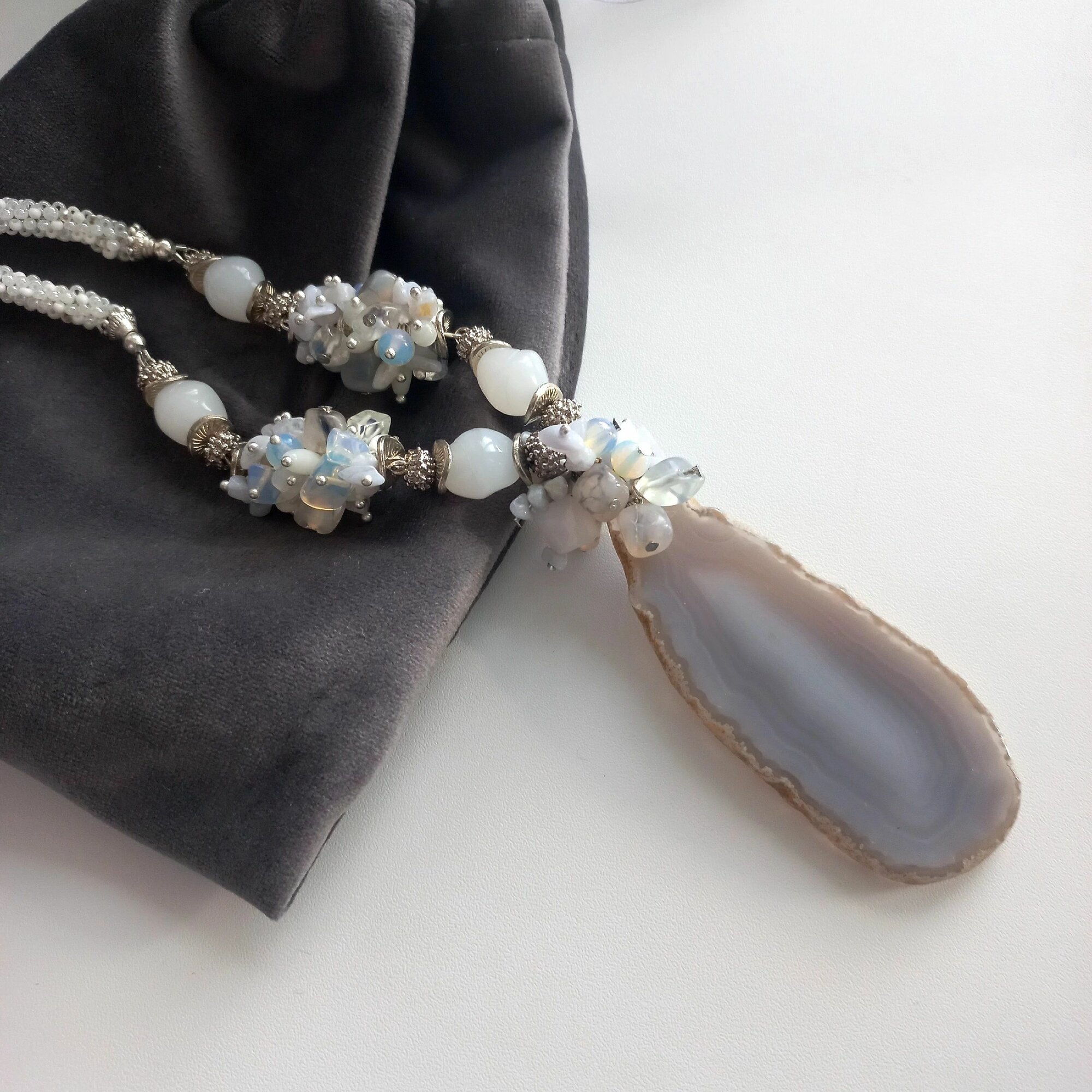 Колье NORTH IVA, агат