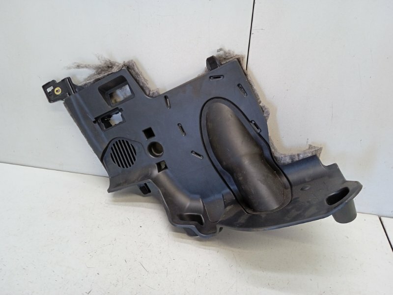 Б/У левая нижняя, Ауди Ку5 Накладка торпеды Audi Q5 2017 FY 170084 VAG арт. 80B863083C