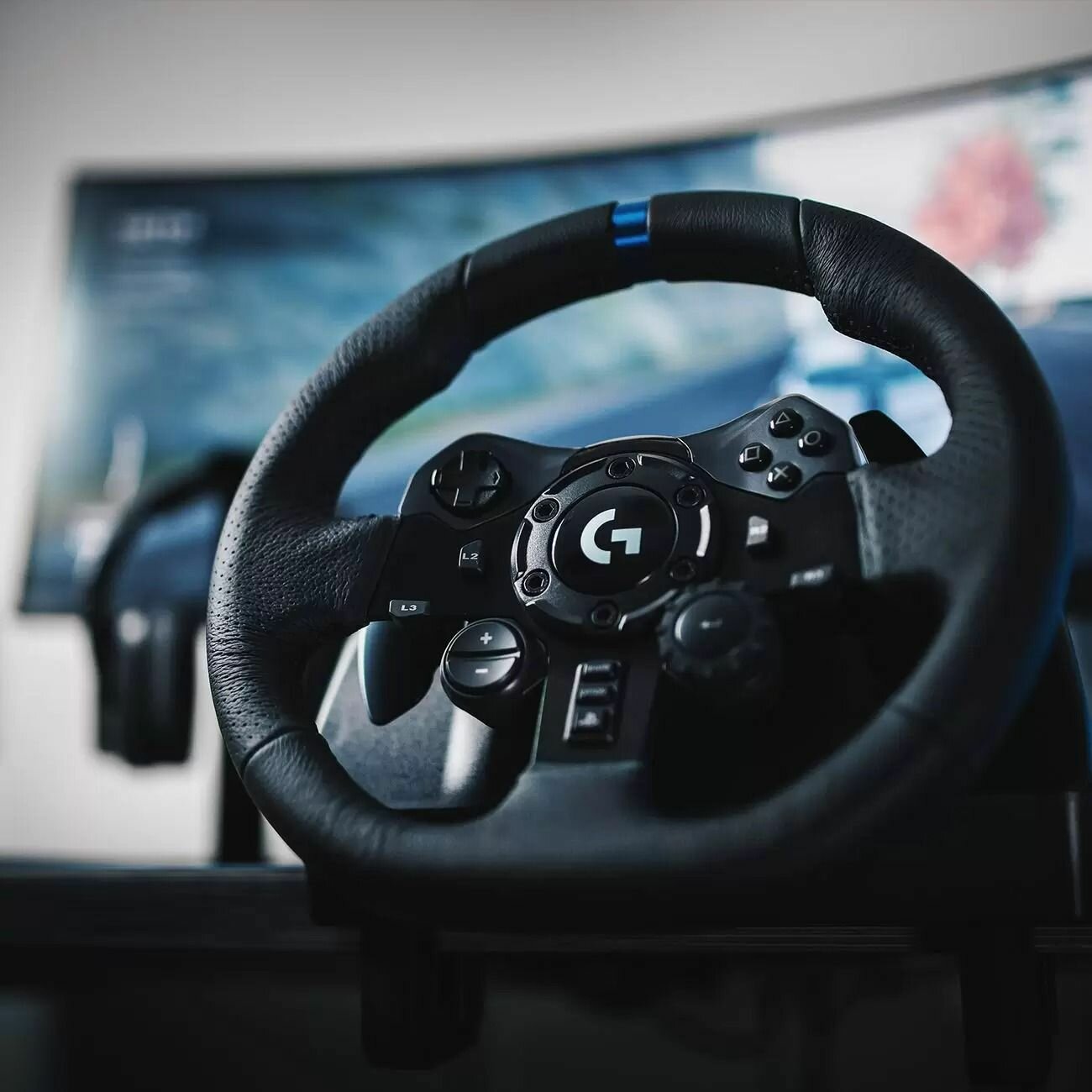 Руль Logitech G923 TRUEFORCE (для PS5 / PS4 / PC) — фото 1