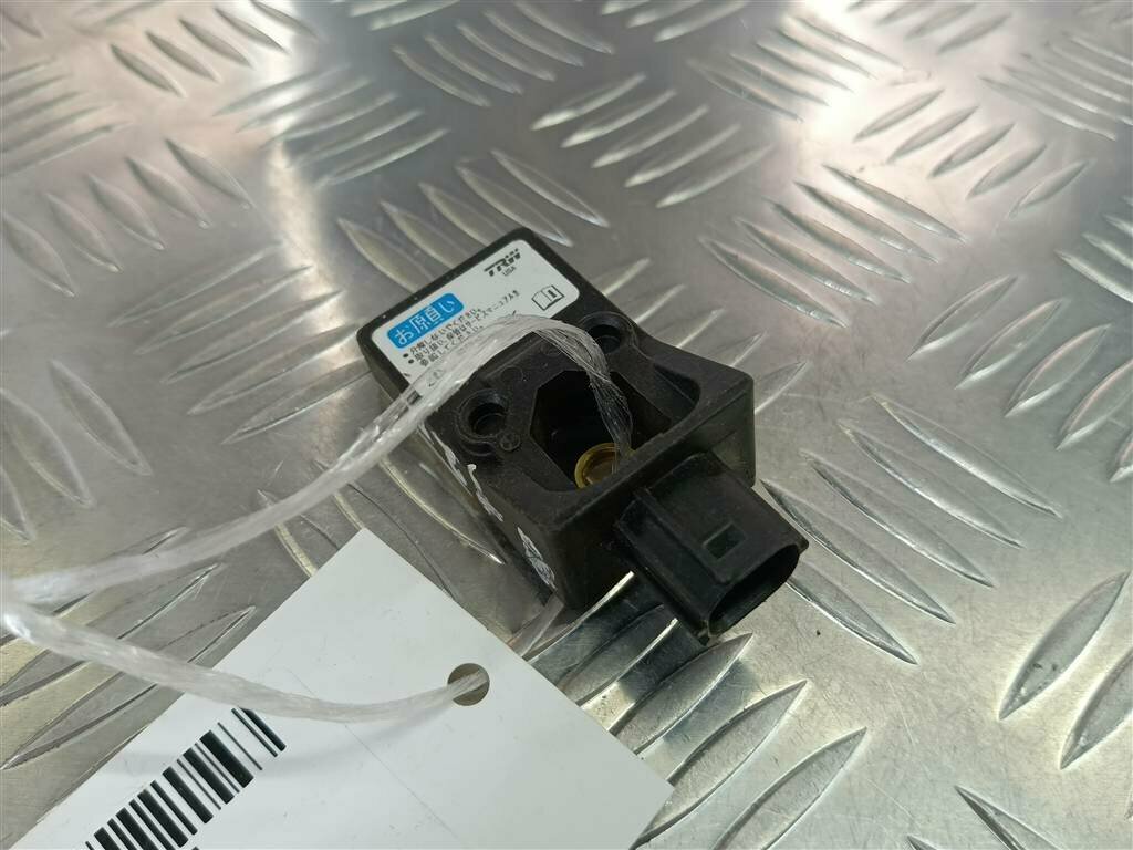 Датчик удара (AIR BAG) Б/У для HONDA CR-V II (2001—2004) 77970S9AB81