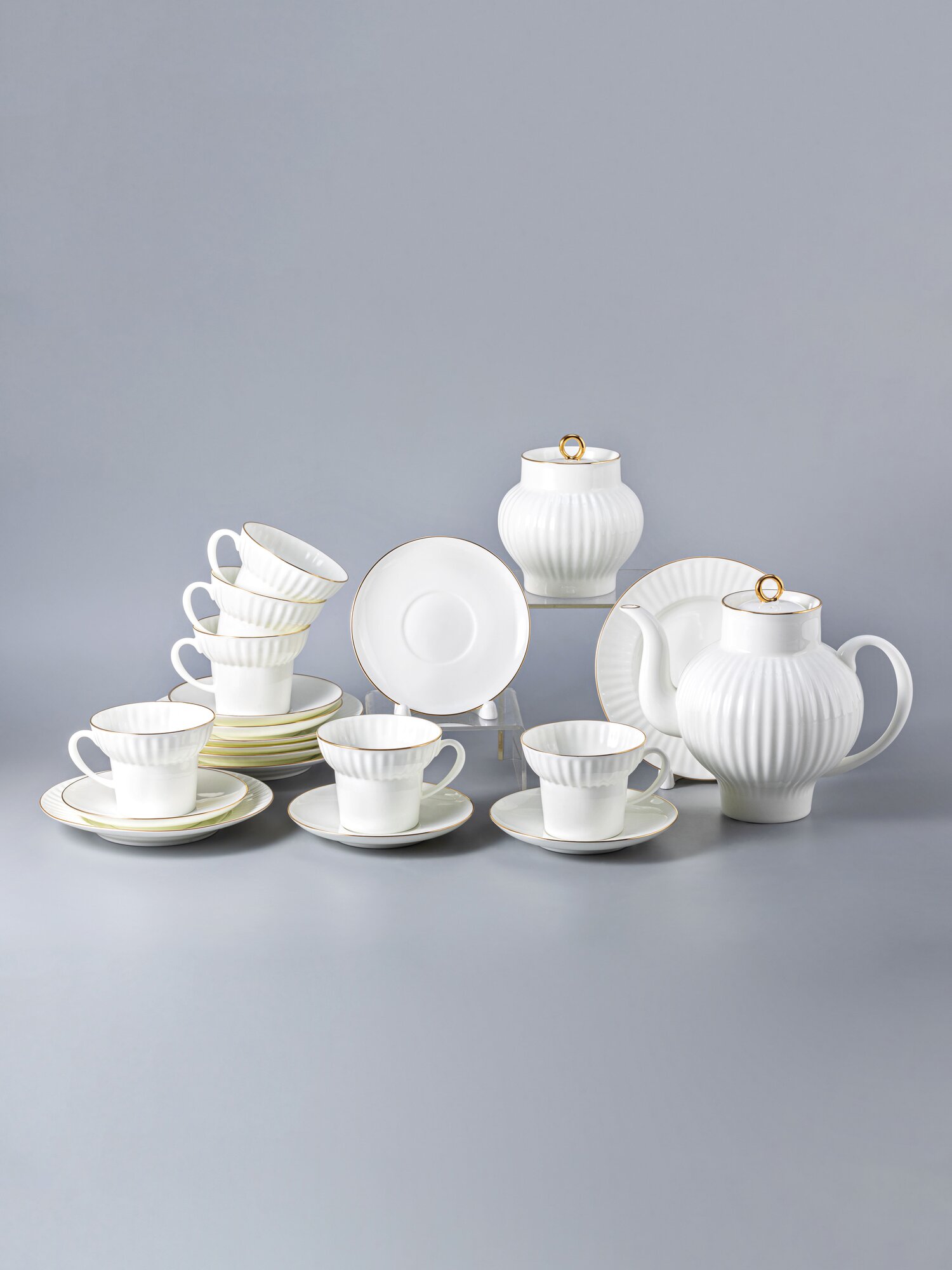 Сервиз чайный " Золотой кантик " форма Волна на 6 персон, 20 предметов , Императорский фарфоровый завод