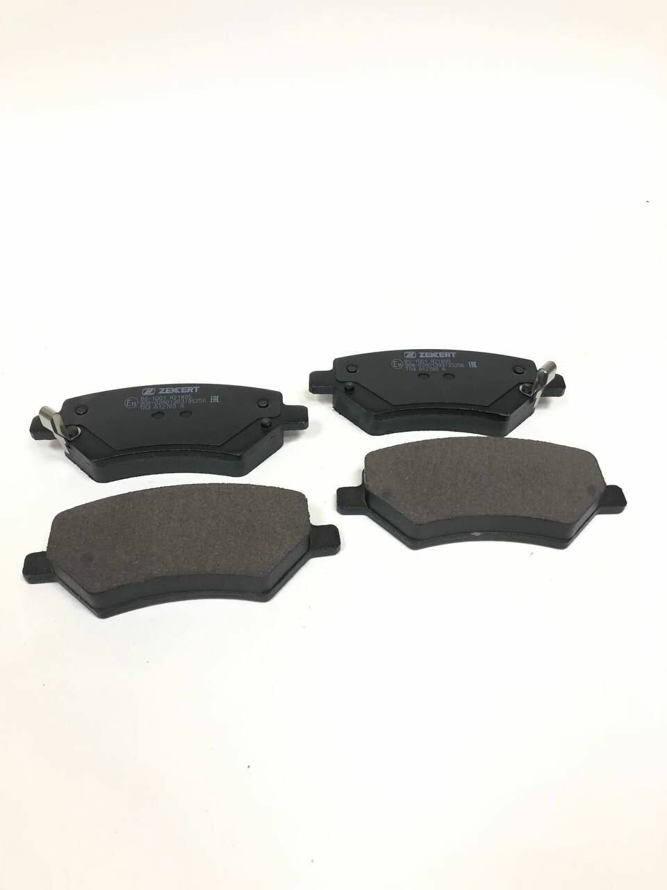 Колодки тормозные передние Lifan X60 Chery Bonus A13 Chery M11 комплект ZEKKERT