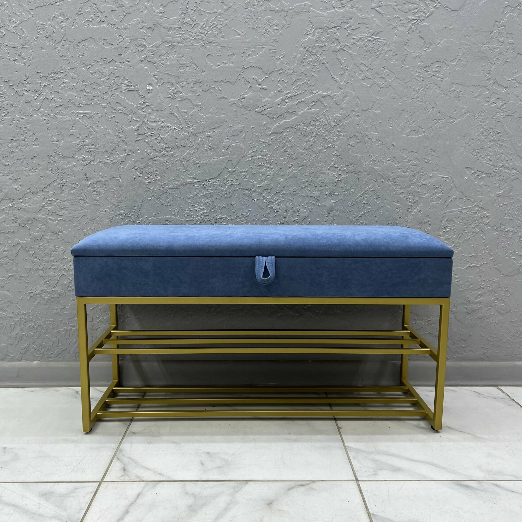 Банкетка в прихожую с мягким сиденьем, ящиком и полками для обуви