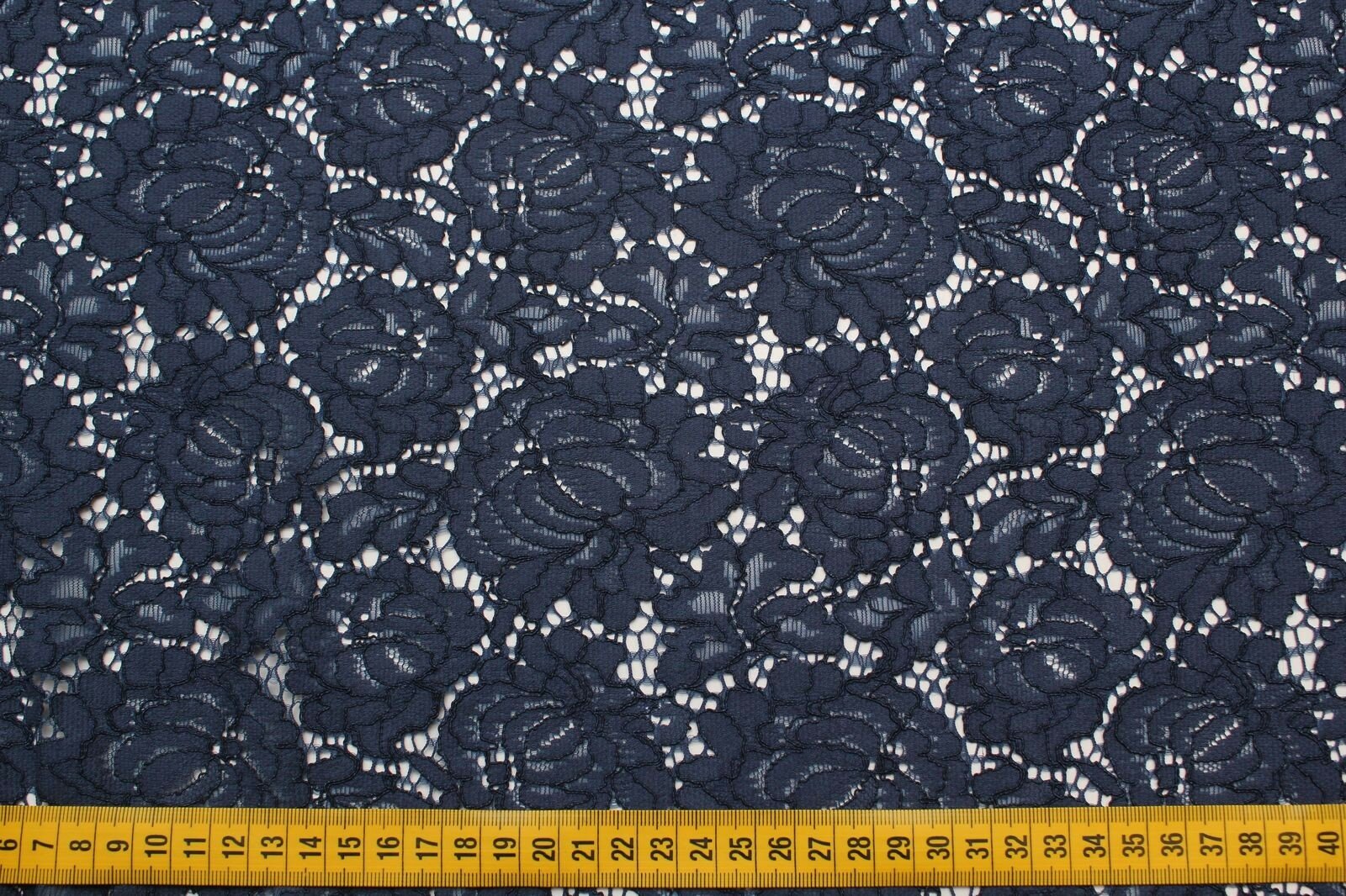 Ткань Кружево A McQueen тёмно-синее с цветочным узором 260г/мп , 260 г/пм, ш135см, 0,5 м