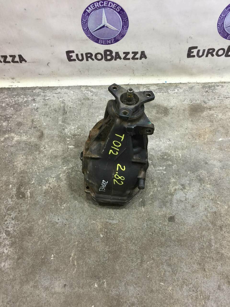 Редуктор Mercedes W203 A2033504964