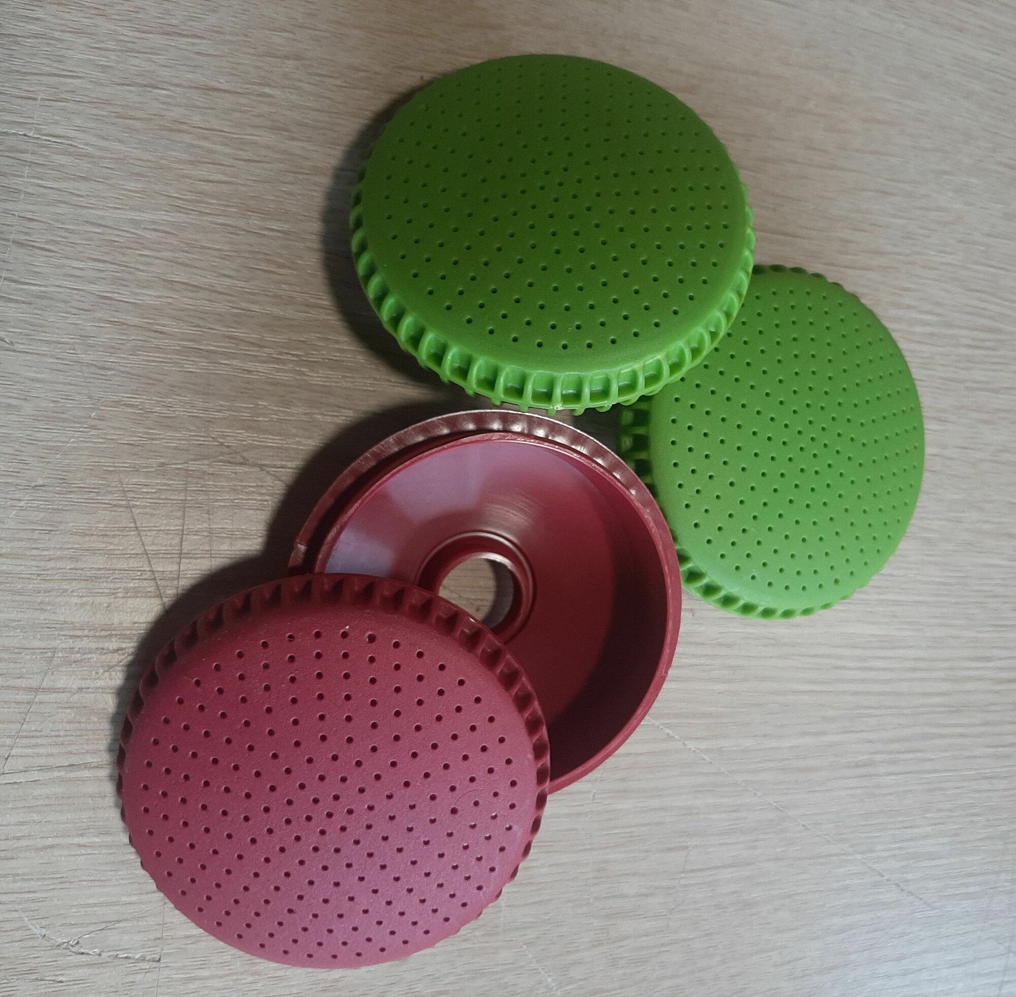 Рассеиватель для летнего душа насадка 3шт (пластик, цветной) (1/2") / Лейка для летнего душа/