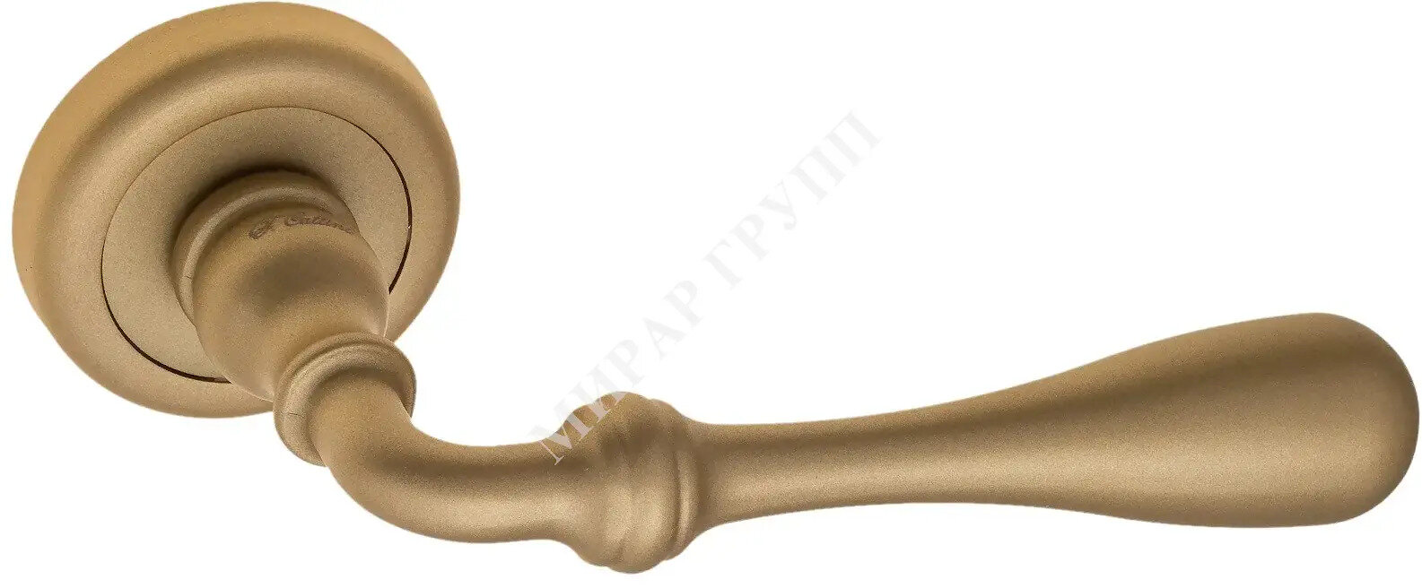 Дверная ручка Fratelli "RETRO" D1 на круглой розетке матовая латунь