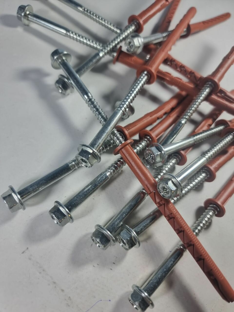 Дюбель-гвоздь коричневый 8*100 шестигранная гол. с фланцем Torx (25 шт-1уп) Wurth, Германия