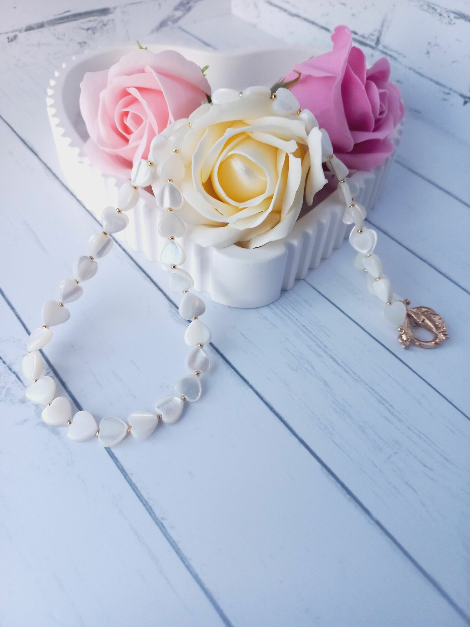 Чокер, перламутр