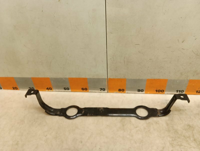 Б/У Крепления бензобака, Лента крепления бензобака Кронштейн Smart Forfour W453 389030 MERCEDES-BENZ арт. A4534750000