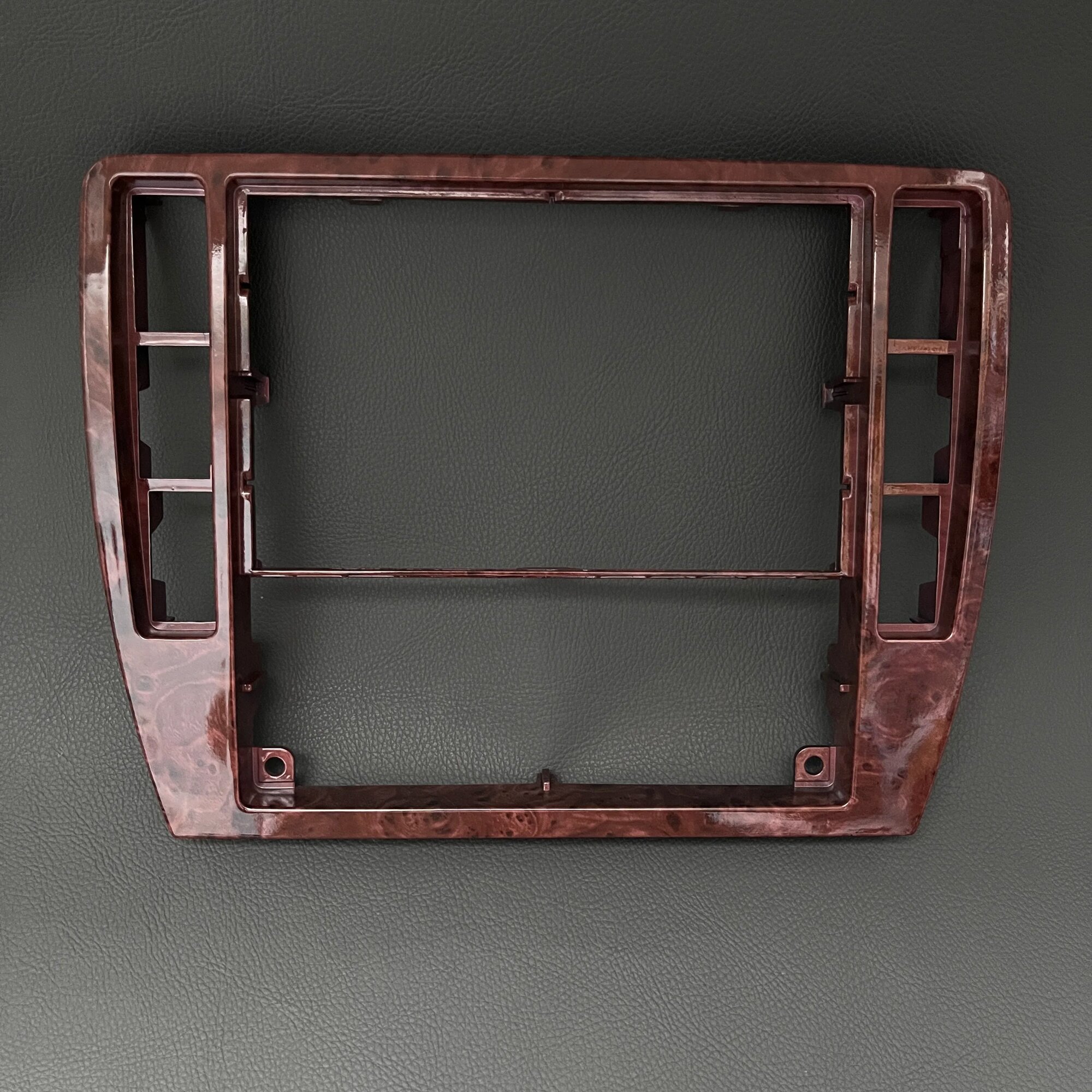Панель приборов Mahogany для VW Passat B5 2001-2005 3B0858069