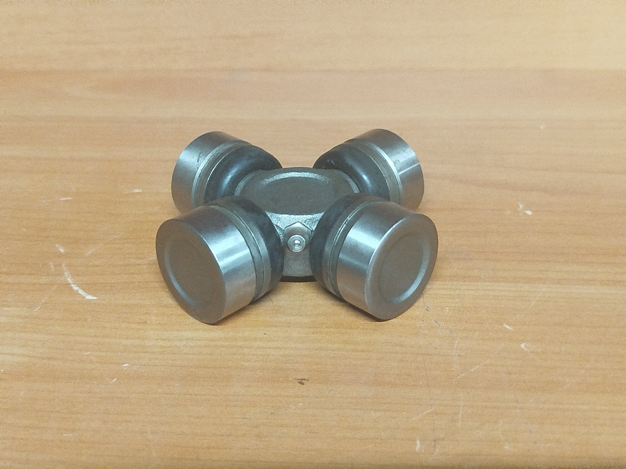 Крестовина карданного вала Japanparts для TOYOTA. OEM: 04371-0K060, 04371-35030, 04371-35031