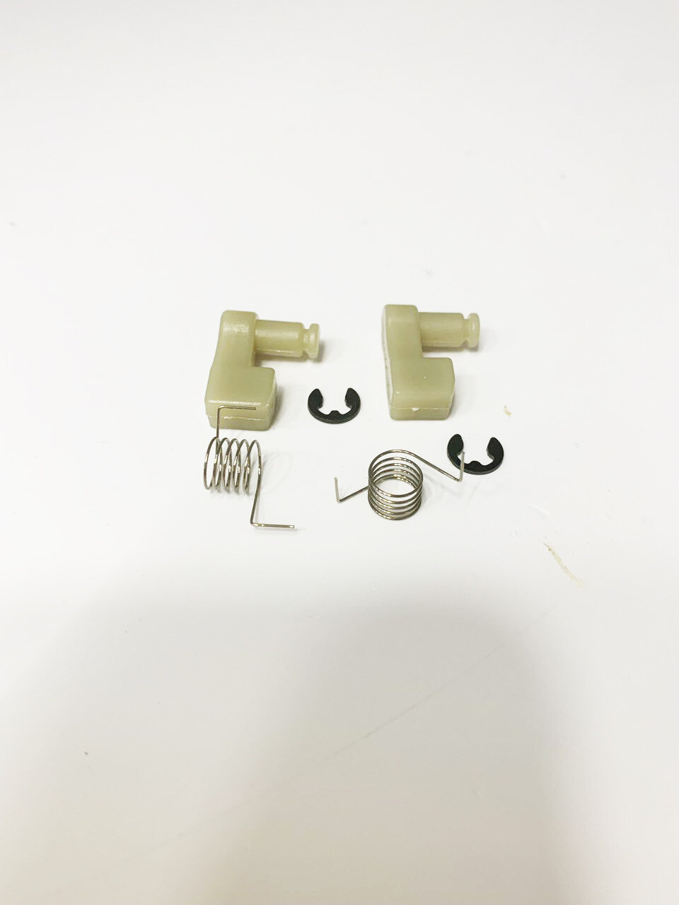 Собачка пластиковая, стартера с пружиной мотокосы BC/GBC-033/043