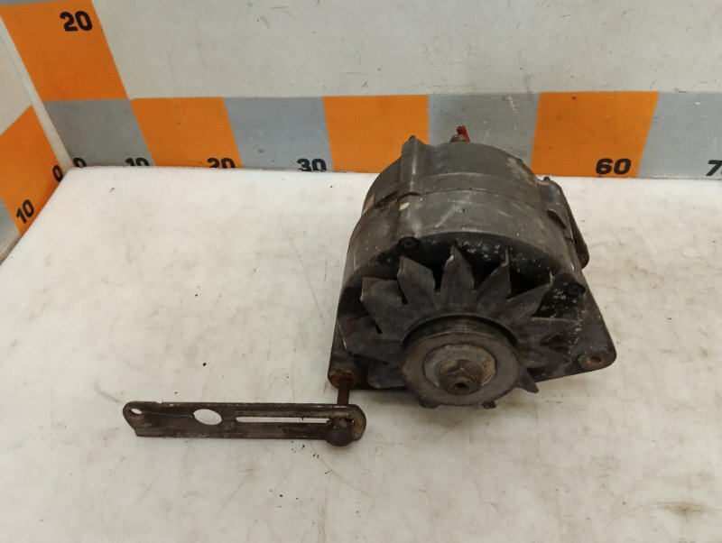 Б/У 2.5, Бмв 5 E34 Генератор BMW 5-Series 1995 E34 302846 BMW арт. 0120469617619, 0290800036, L36770