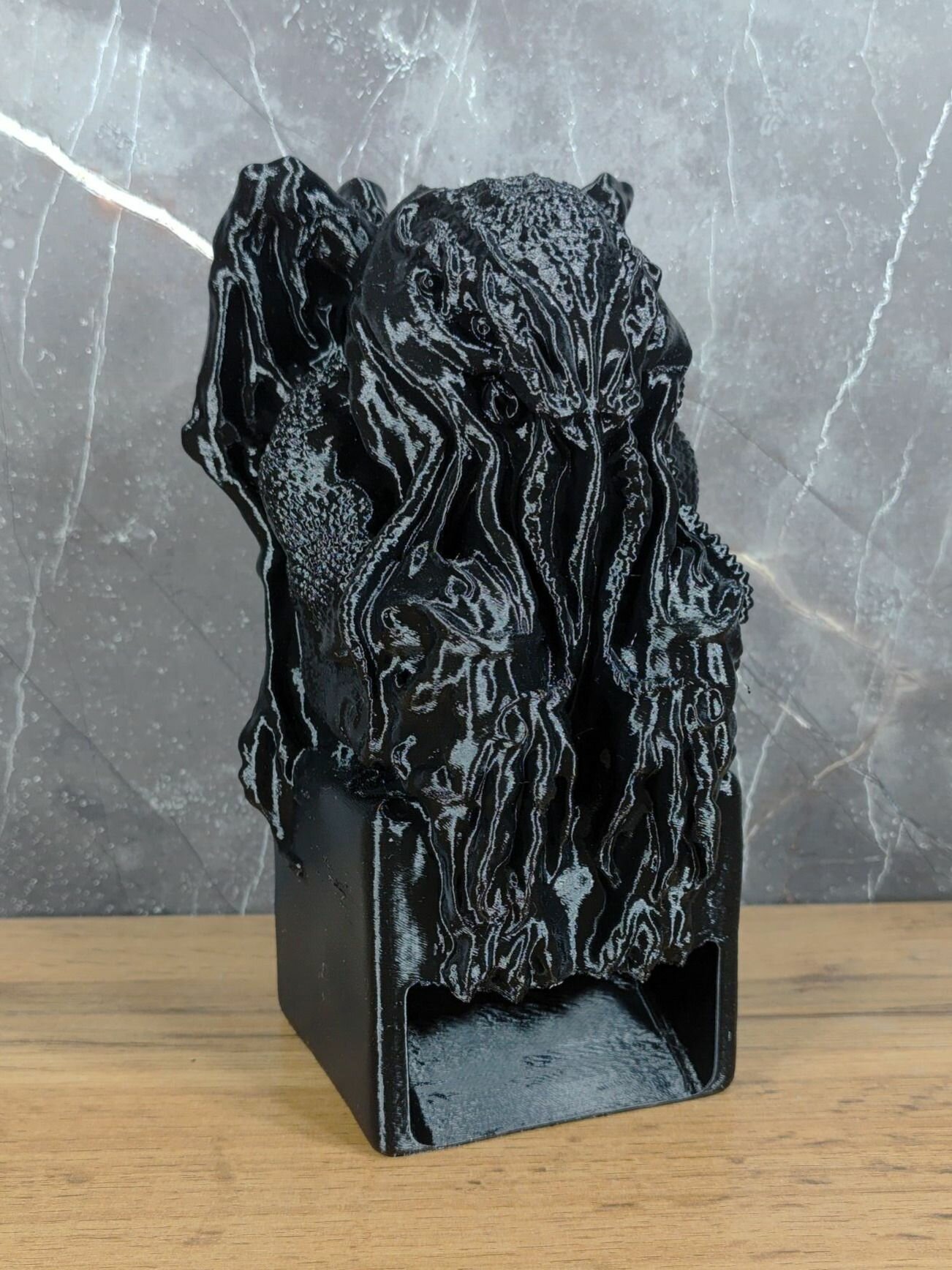 Башня Лавкрафт "Ктулху" черный миниатюра для настольных и Dungeons & Dragons , dnd dice tower