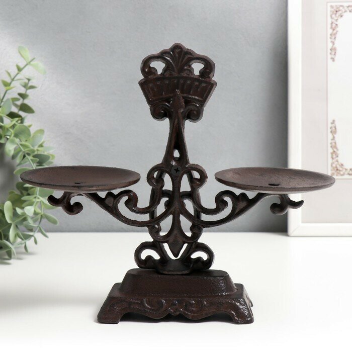 Подсвечник чугун на 2 свечи 'Весы' 21х9х24 см