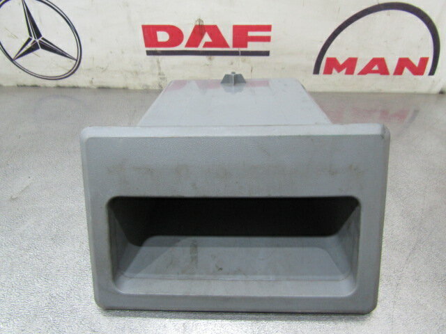 Полка вещевая панели приборов для а/м KAMAZ 5490, Mercedes Axor