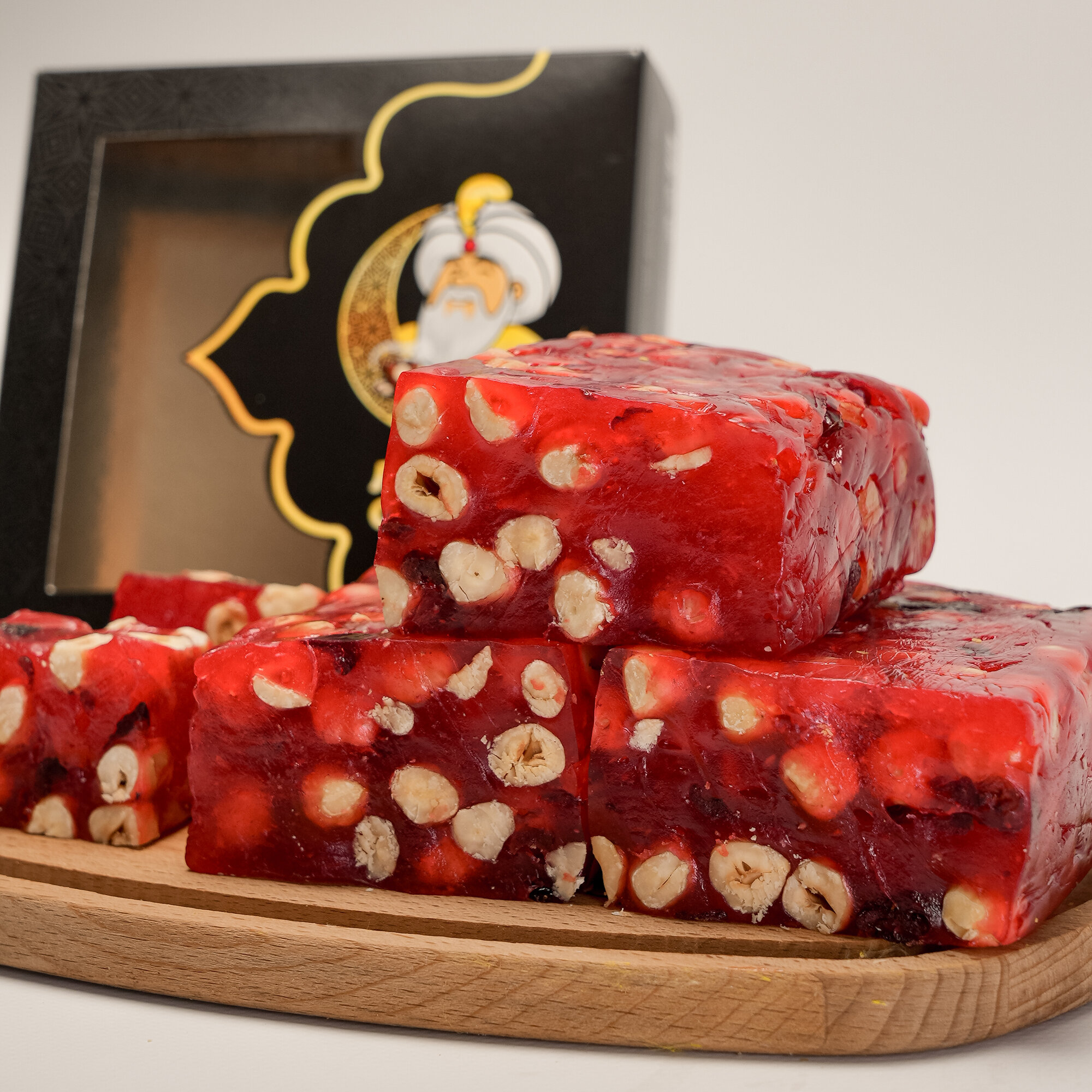 Лукум гранатовый с фундуком 500 гр. Турция