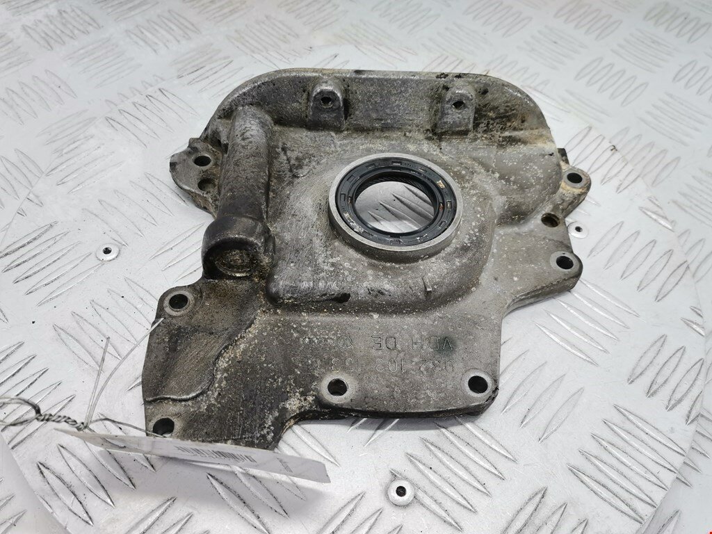Крышка двигателя передняя Volkswagen Polo 3 032103153B арт. 2046037