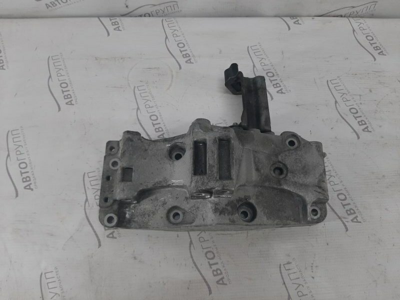 Опора двигателя BMW 520D F10 рестайлинг Ф10 LCI 11 16 7 619 250