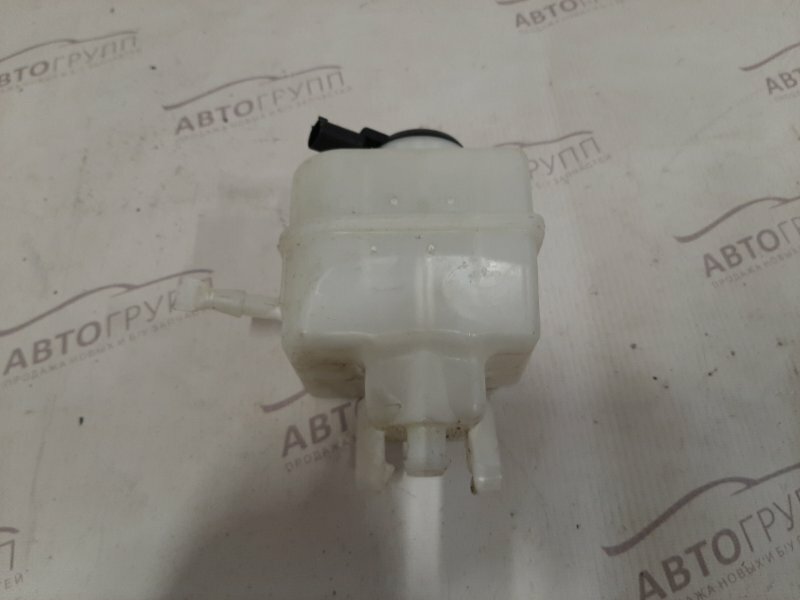 бачок расширительный BMW 640d F13 Coupe рестайлинг Ф13 34 33 6 782 289