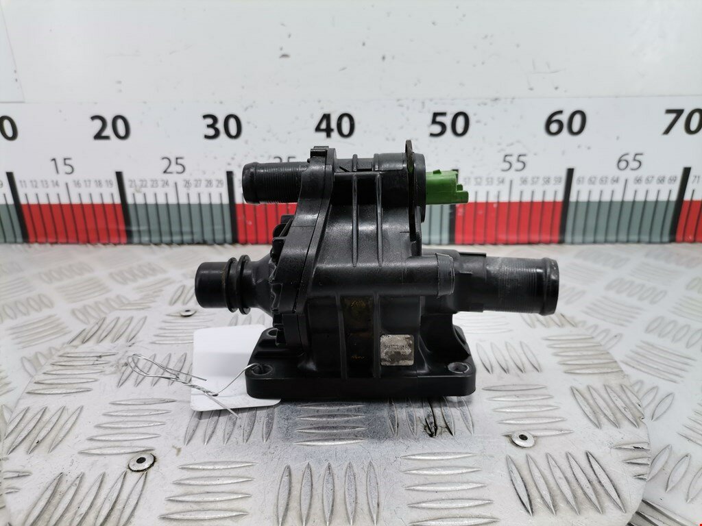 Корпус термостата Ford Focus 2 1313841 арт. 1879885