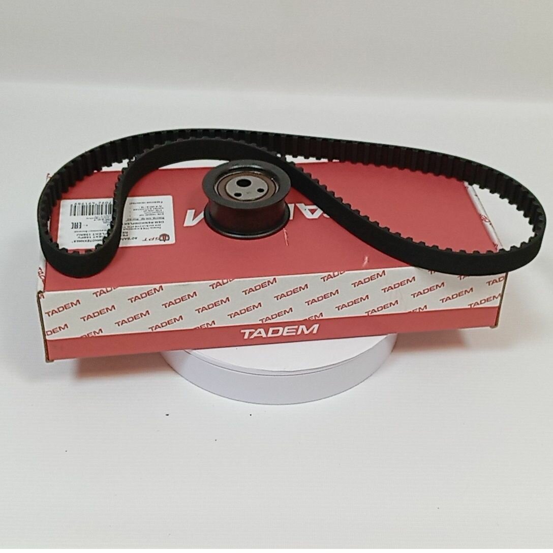 Комплект ремня ГРМ ( ролик + ремень 111 зуб ) для ВАЗ 2108, 2109, 21099, 2113, 2114, 2115 БРТ