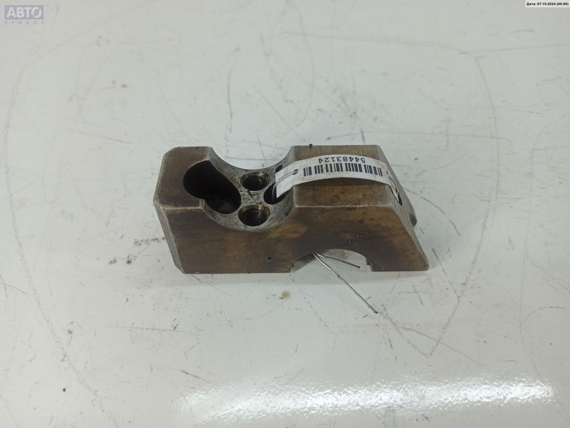 Постель распредвала (бугель) Audi A4 B7 (2004-2008)