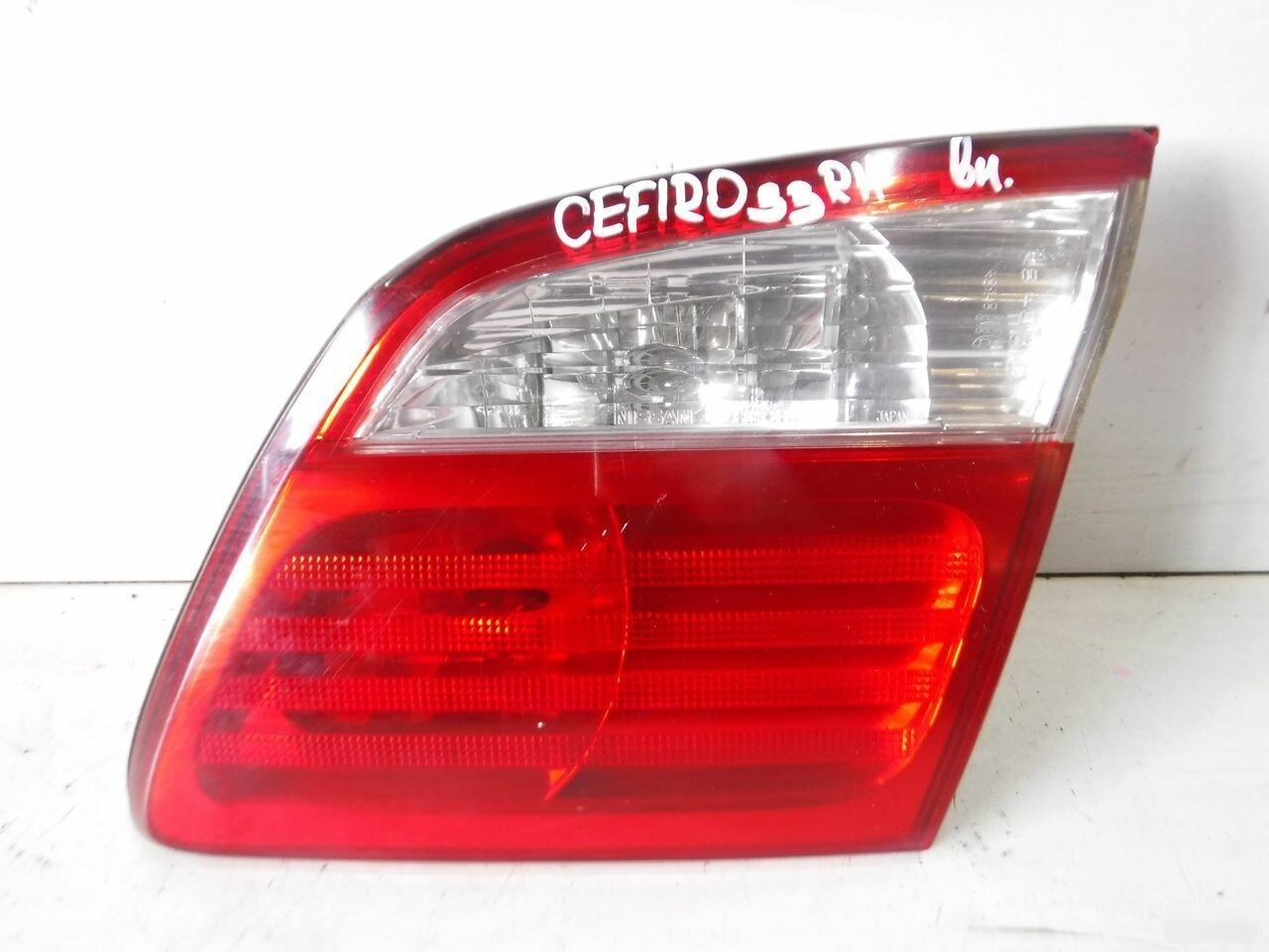 Фонарь задний внутренний правый Nissan Cefiro A33 (1998—2003) 265502Y085