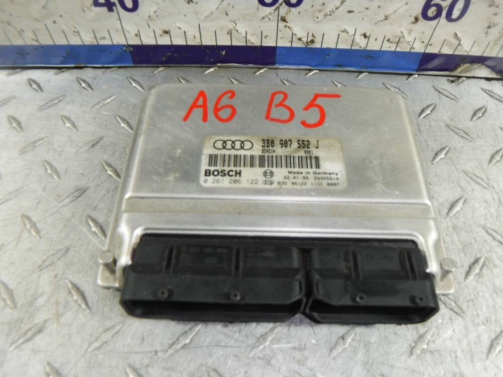 Блок управления двигателем Audi A6 C5 3B0907552J