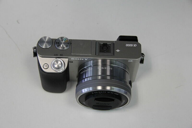 SONY Фотоаппарат Sony Alpha ILCE-6000 Kit E PZ 16-50mm f/3.5-5.6 OSS,Ресейл