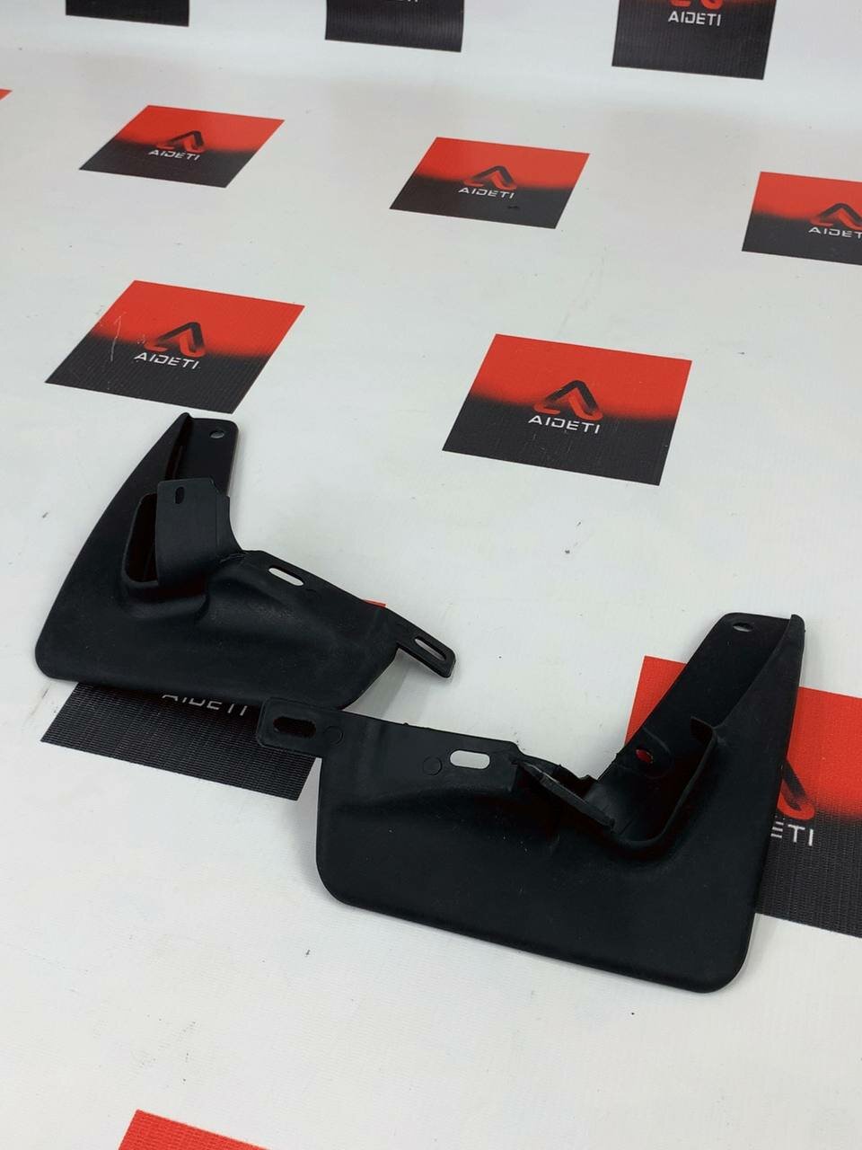 Комплект передних брызговиков для Лада Приора