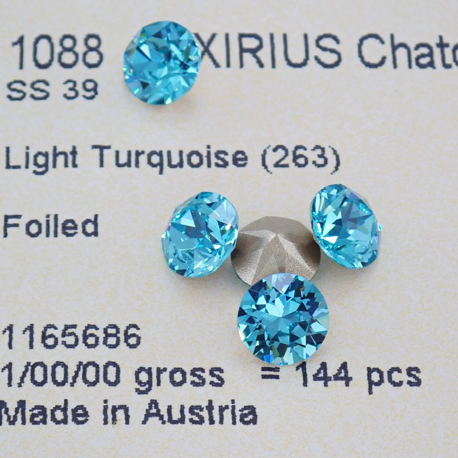 Кристаллы Swarovski XIRIUS Chaton 1088, SS39(8.2mm), Light Turquoise 263 F