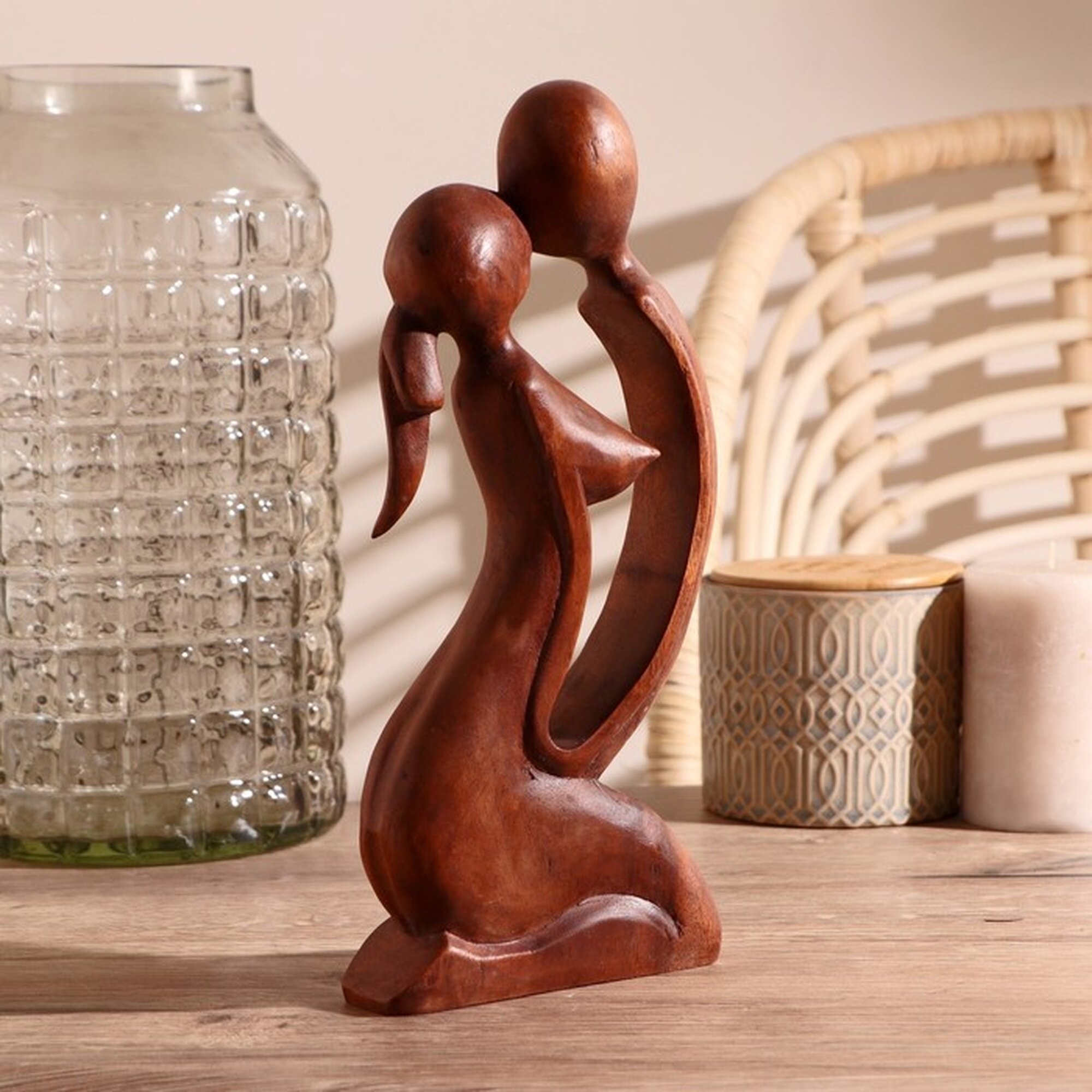 Статуэтка Сима-ленд "Поцелуй", деревянная, без покрытия, 30 см, коричневая