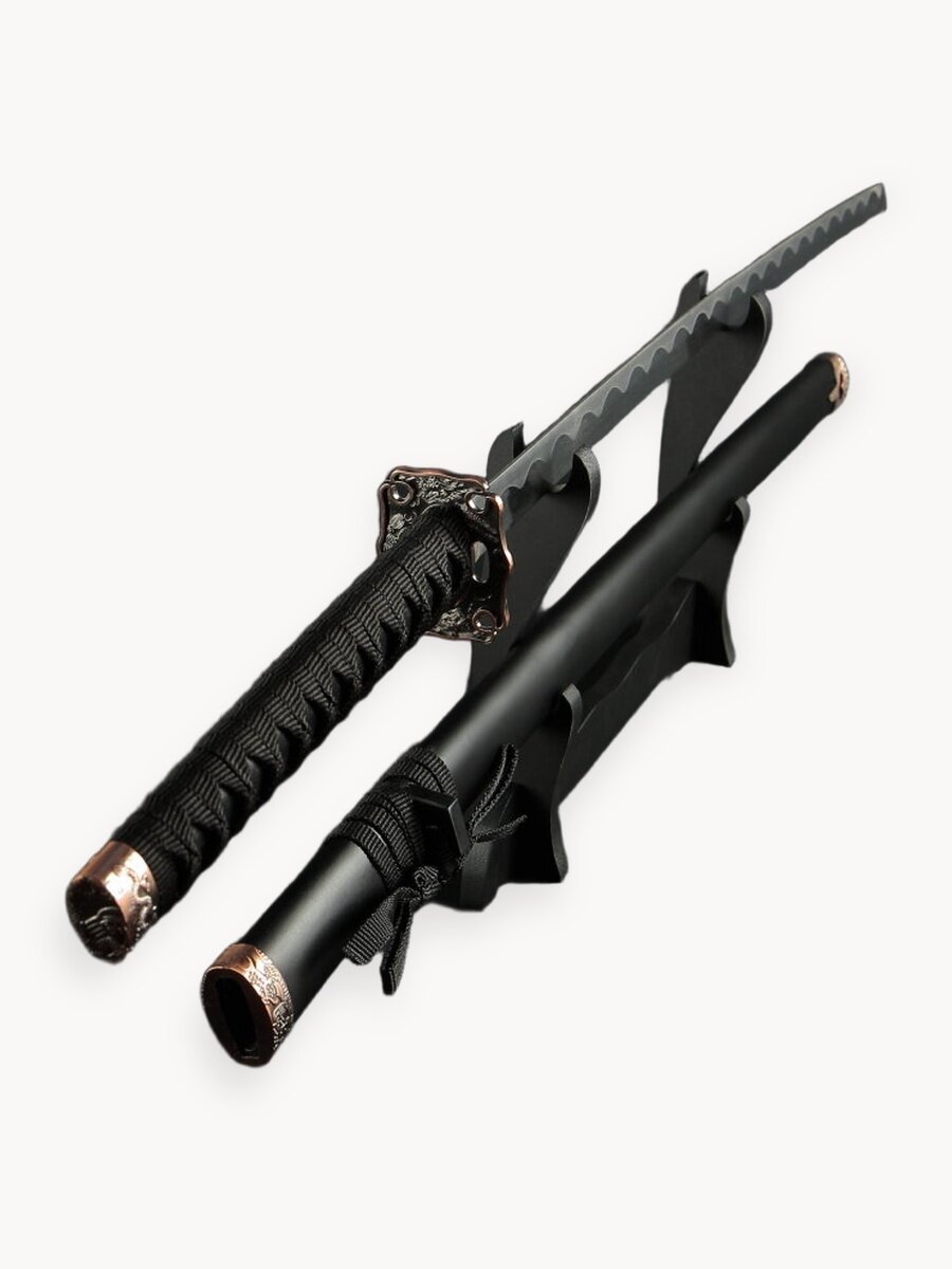 Меч самурайский катана с черными ножнами и декоративной медной цубой