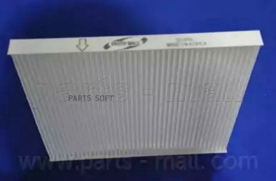 PMF025 PARTS-MALL Фильтр салона TOYOTA YARIS/RAV 4 01-