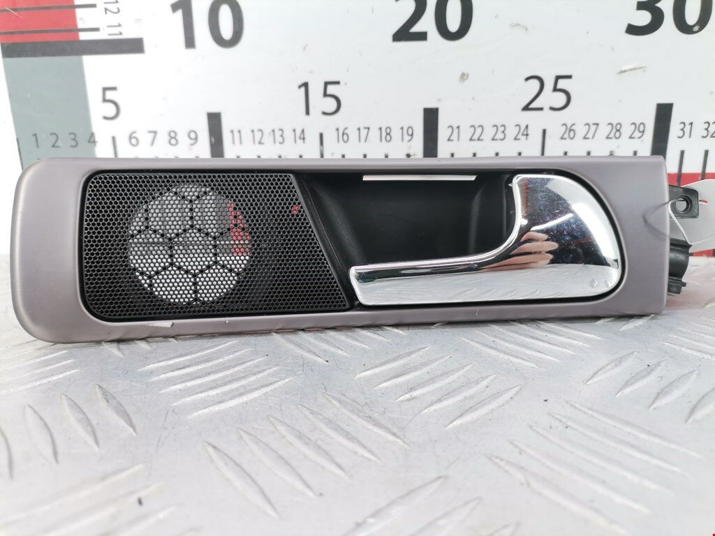 Ручка двери внутренняя задняя правая Audi A6 C5 4B0839020 арт. 1961359