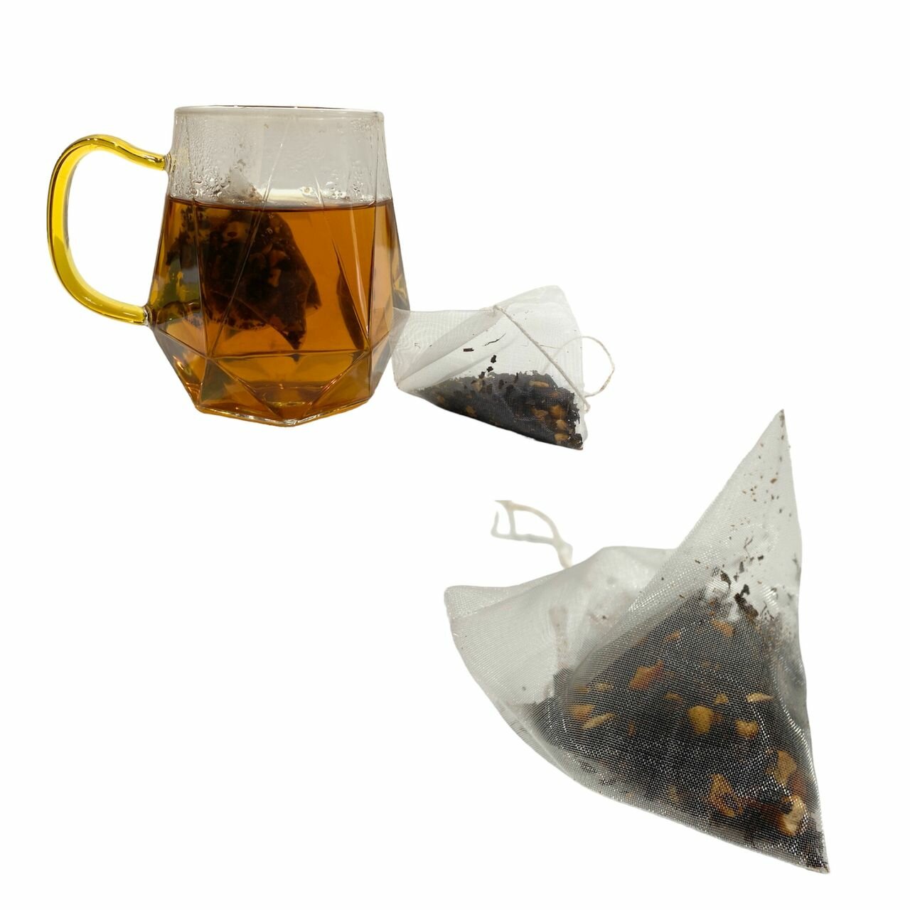 Черный чай в пирамидках AROMA TEA COFFEE Яблоко корица 100 шт