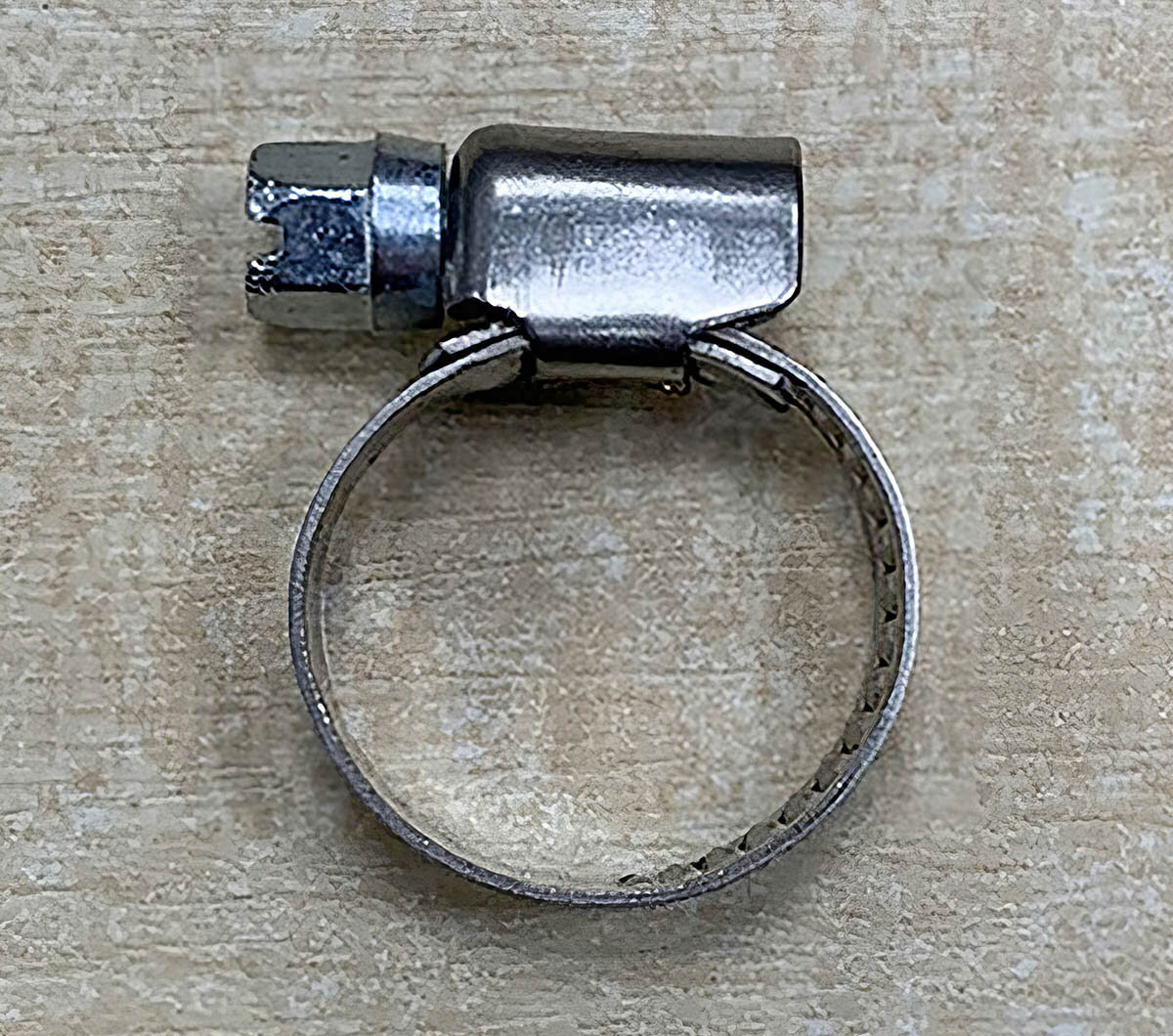 Хомут червячный 12-20 мм TORK