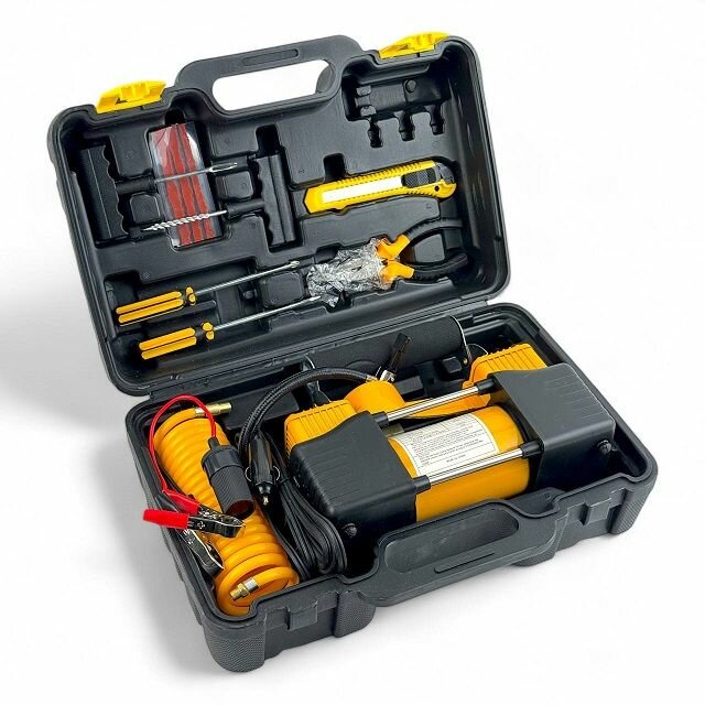 Компрессор LION 70 л/мин двухпоршневой, в металлическим корпусе, набор инструментов, в кейсе