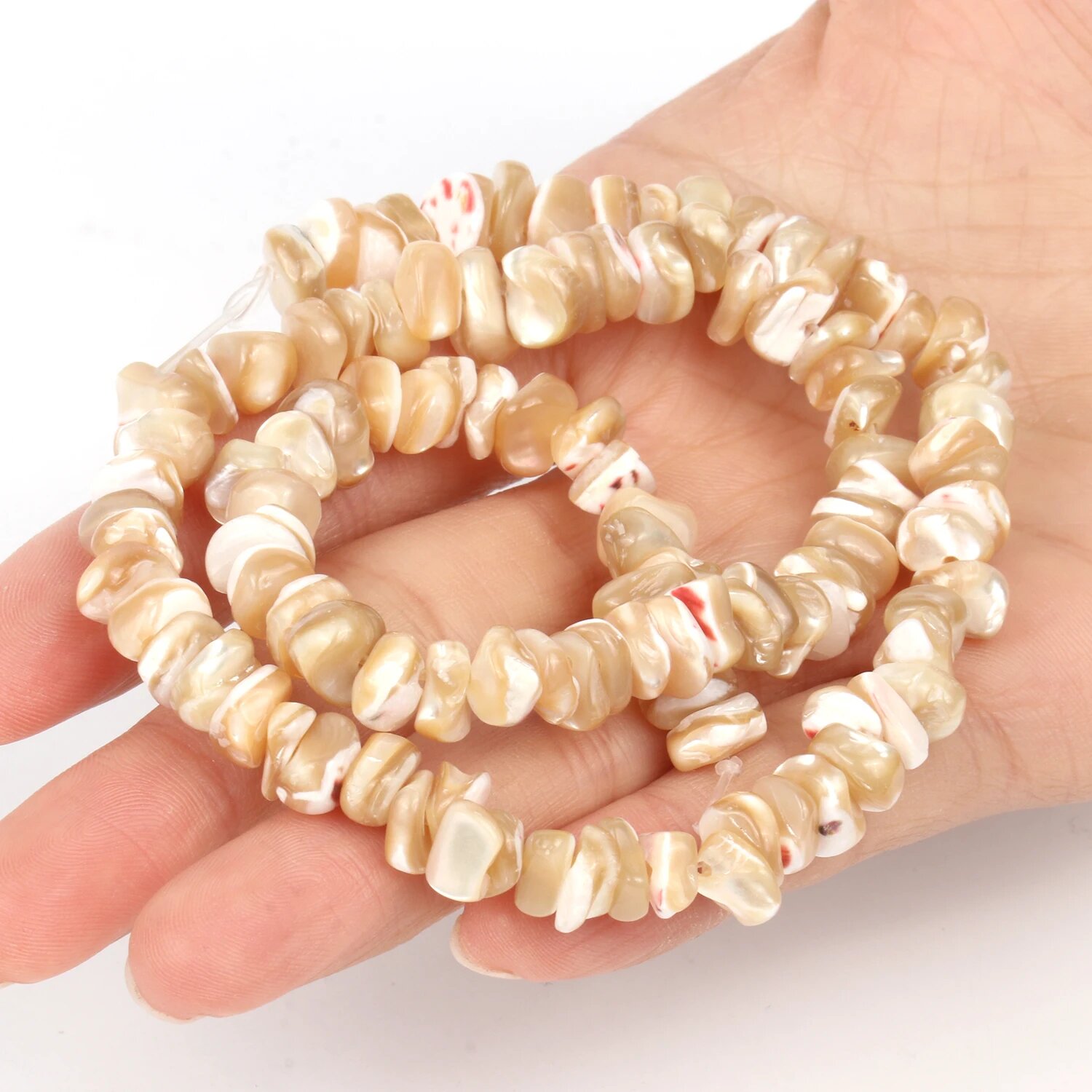 Бусы из ракушки бежевого цвета, natural colour