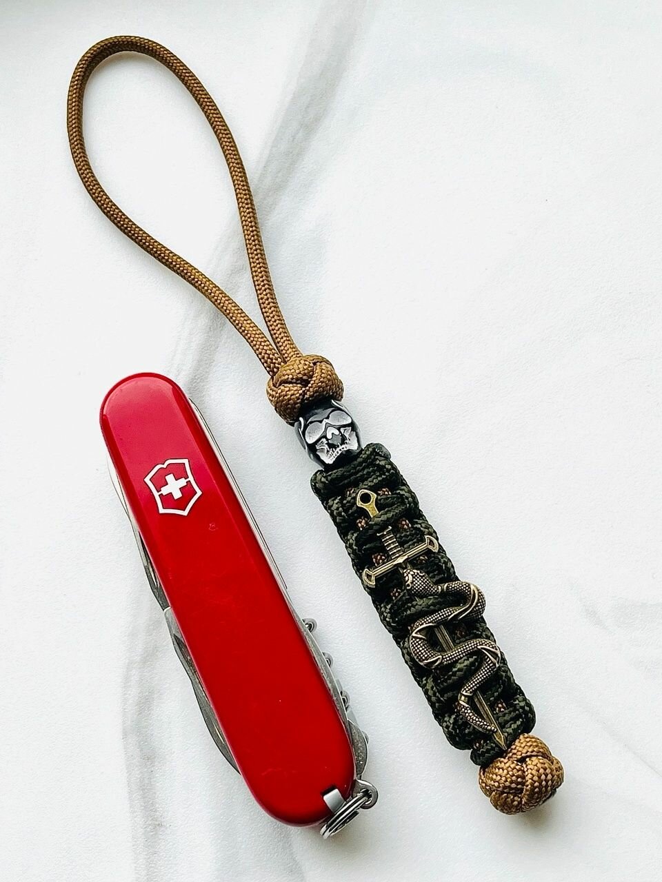 Темляк для ножа