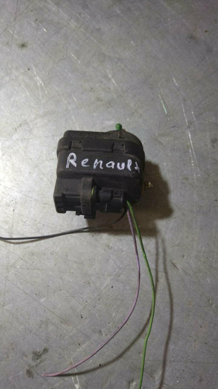 Корректор фар Renault Scenic 1998 7700415607