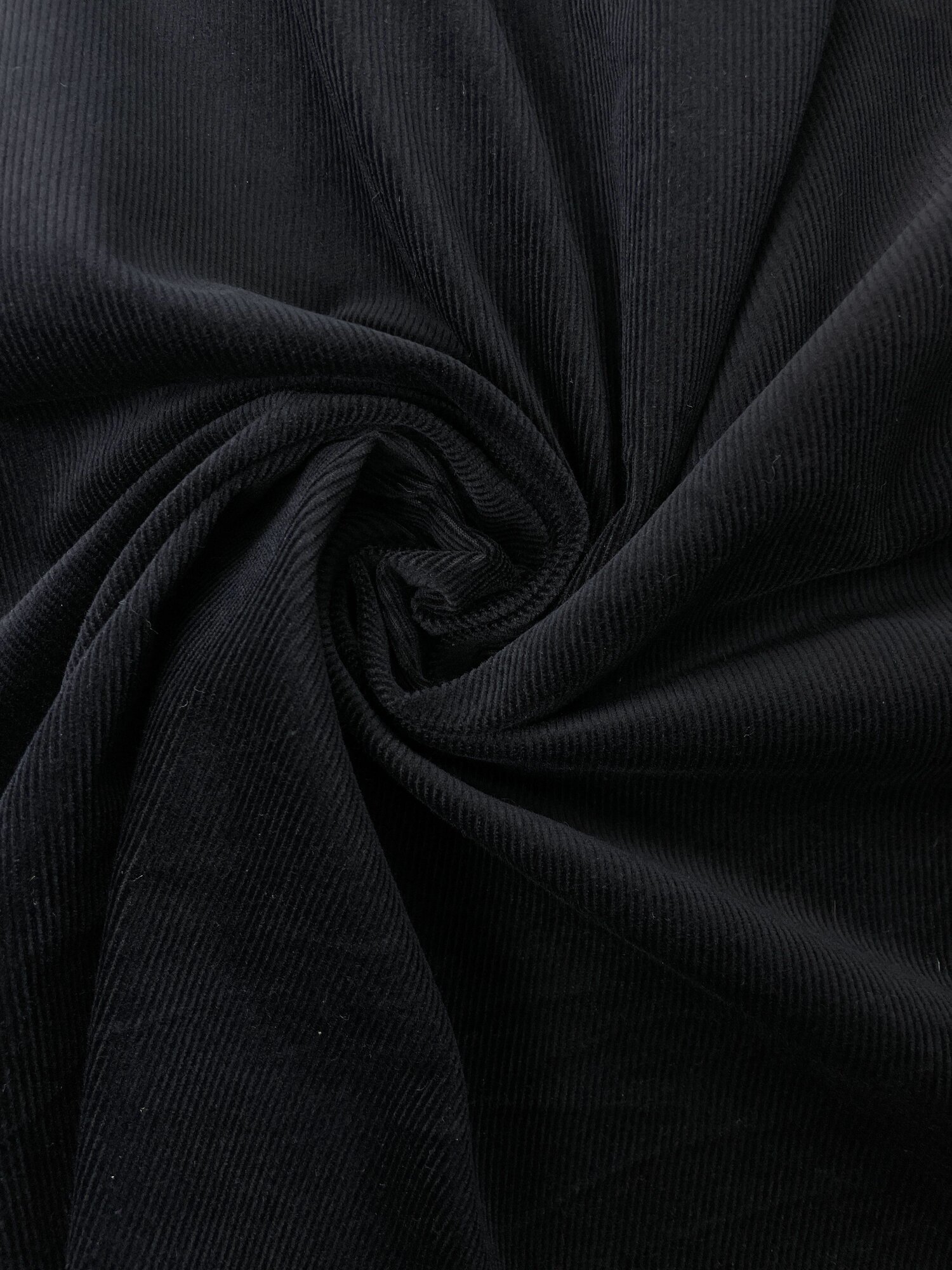 Микровельвет чёрного цвета отрез 0,7 м