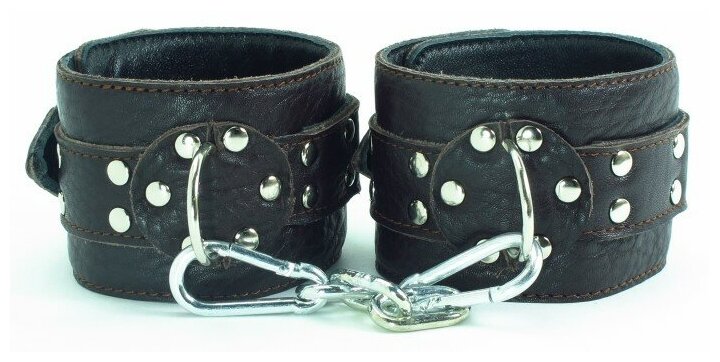 Оковы из мягкой кожи БДСМ Арсенал натуральная кожа металлические элементы регулируемые размеры до 25 см по окружности